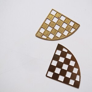 20 Brass Die Cut Charm in Fan Shape Withchecker Patetrn 25 X 25 X 36mm ...