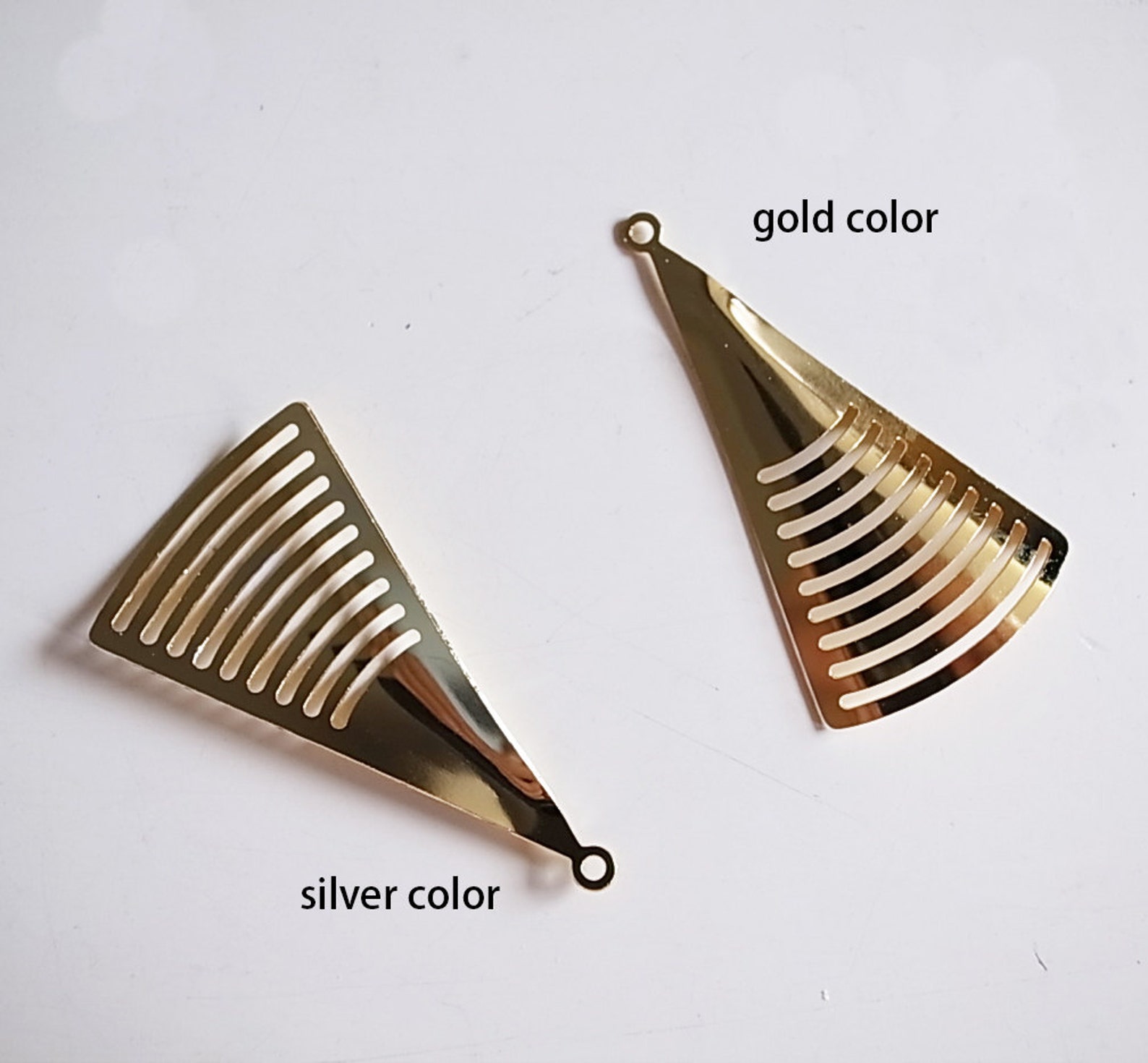 10 Pcs Triangle Drop With Curve 38 X 20 Mm Long Fan Shape in Gold Color ...