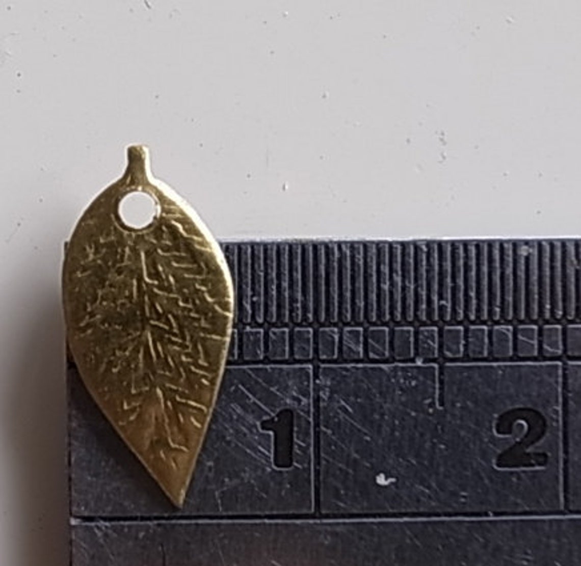 30 Vintage Raw Brass Small Metal Leaf Charm 15 X 6 Mm Finding - Etsy