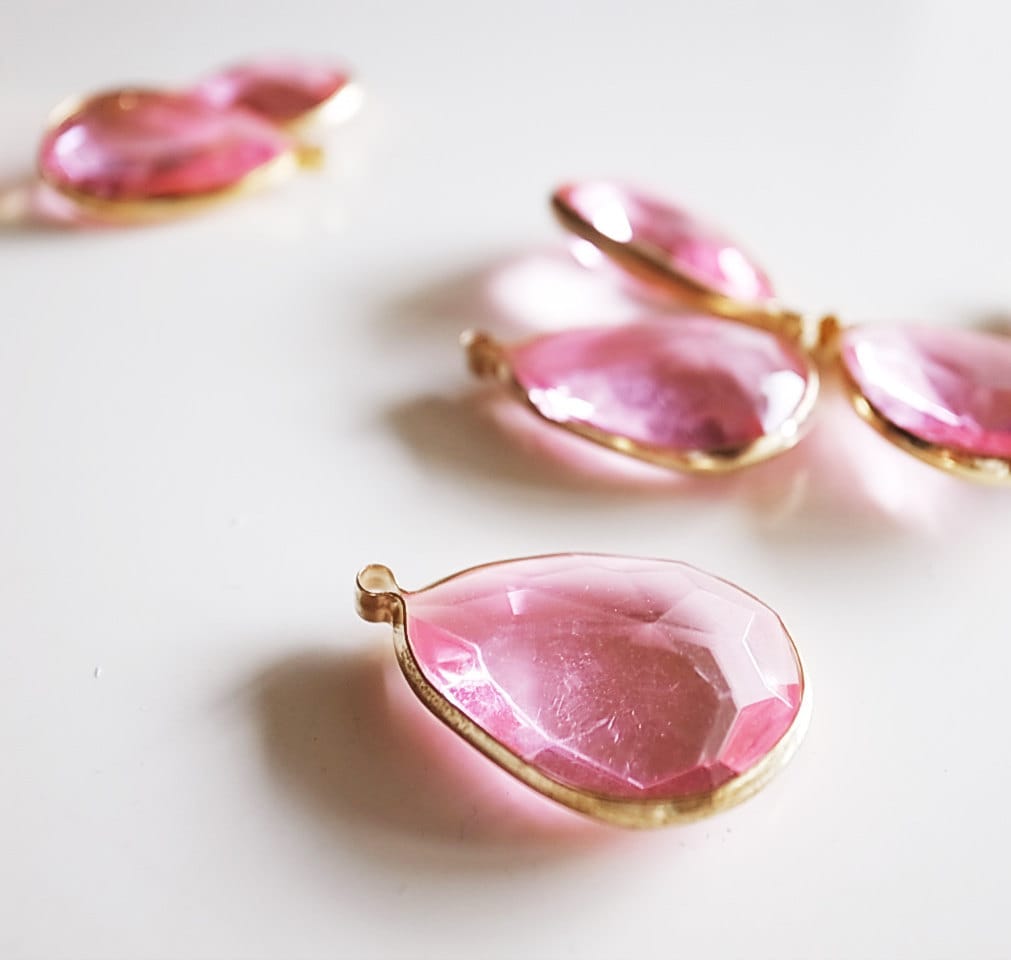 5 Large Vintage Light Pink Acrylic Drop Beads With Gold Color - Etsy