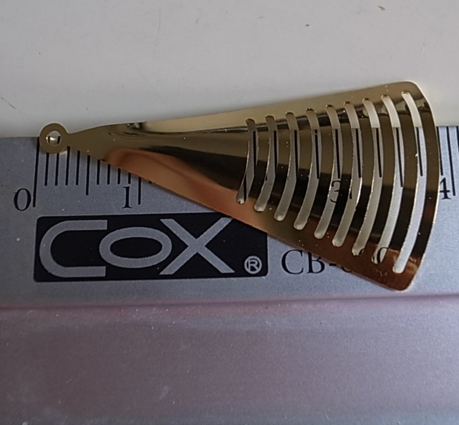 10 Pcs Triangle Drop With Curve 38 X 20 Mm Long Fan Shape in Gold Color ...