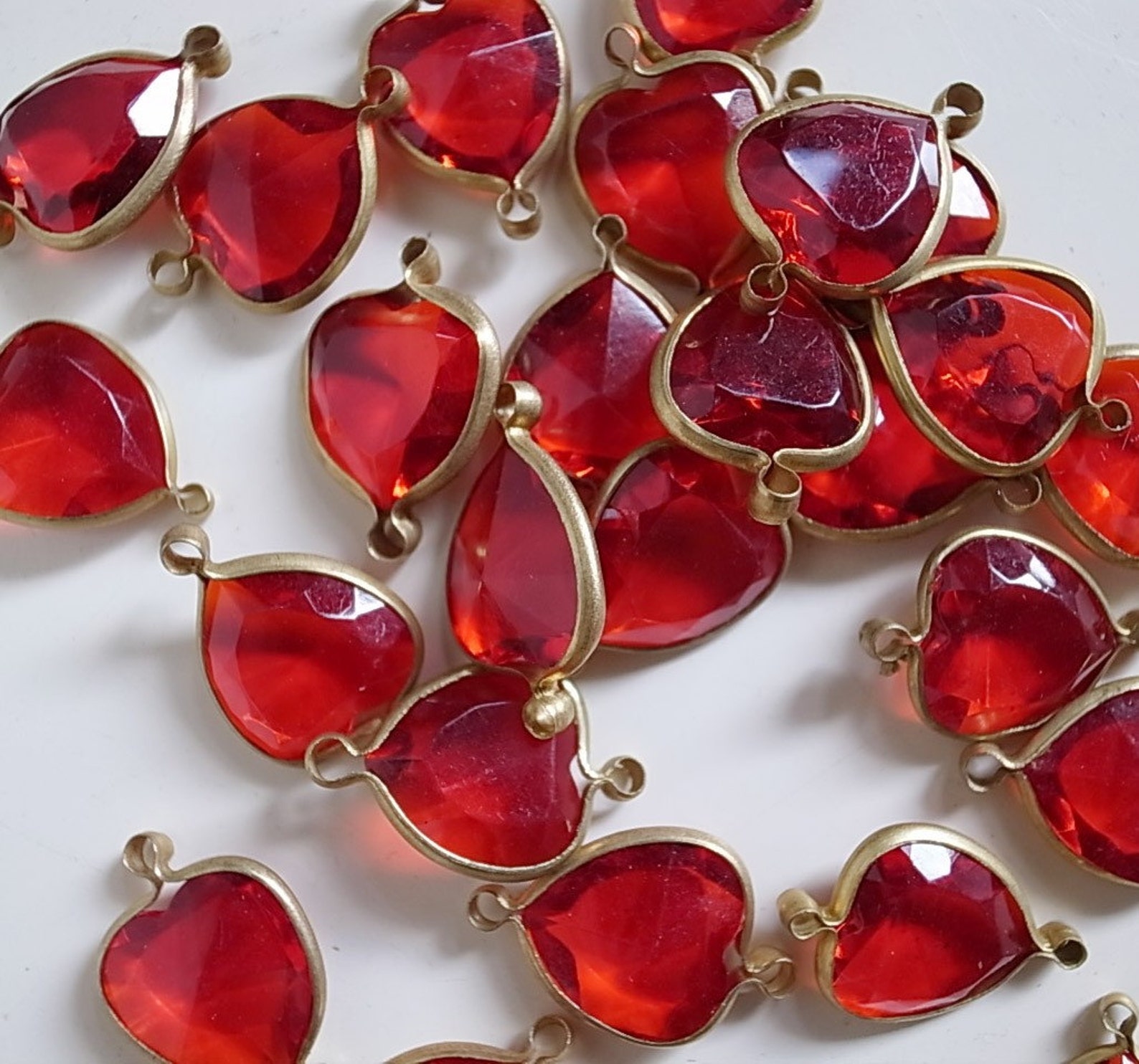 20 Vintage Red Connector Beads Acrylic With Brass Frame Caged | Etsy