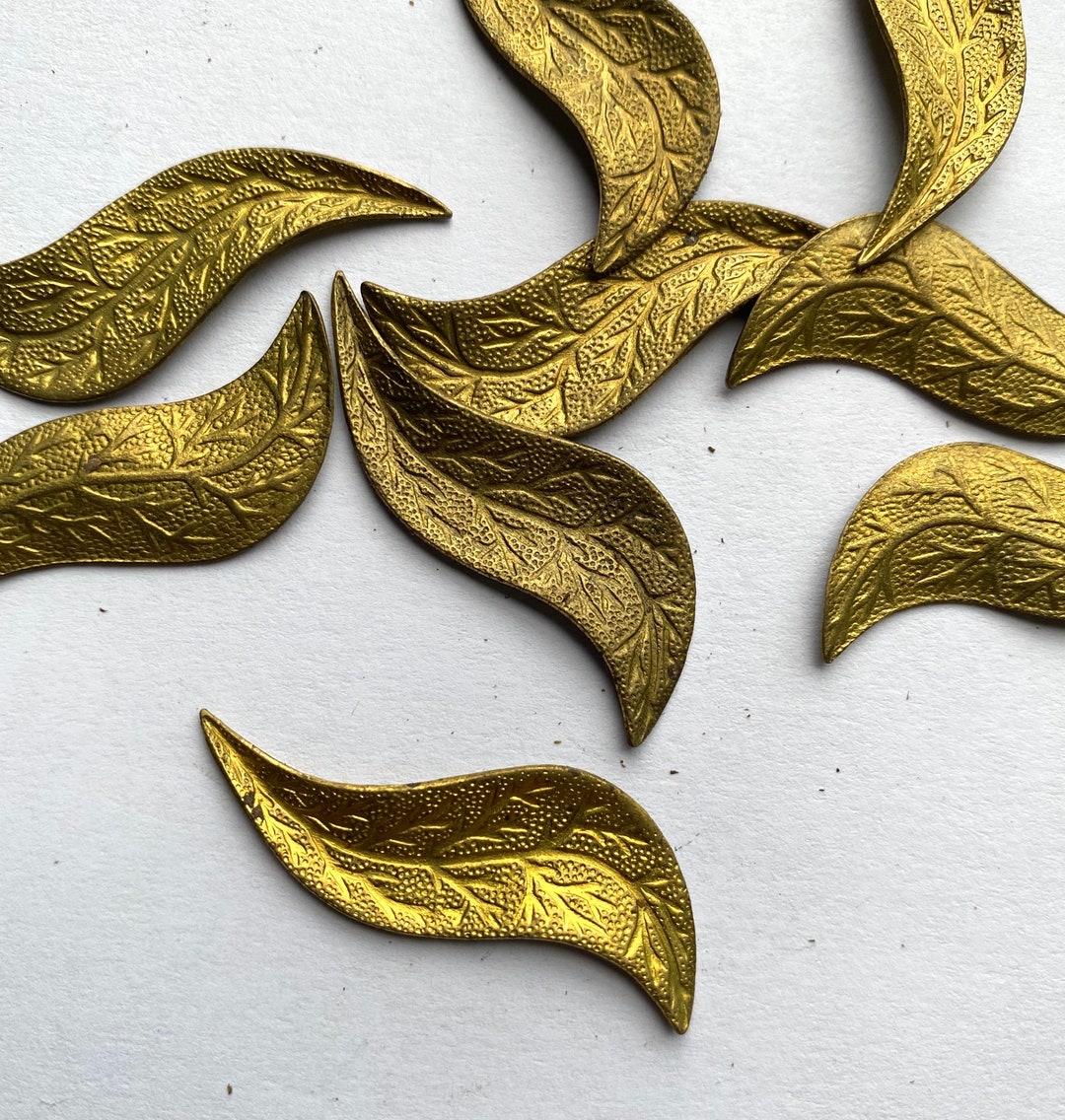 8 Bent Leaves With Texture Very Beautiful Without Hole 36x11mm - Etsy