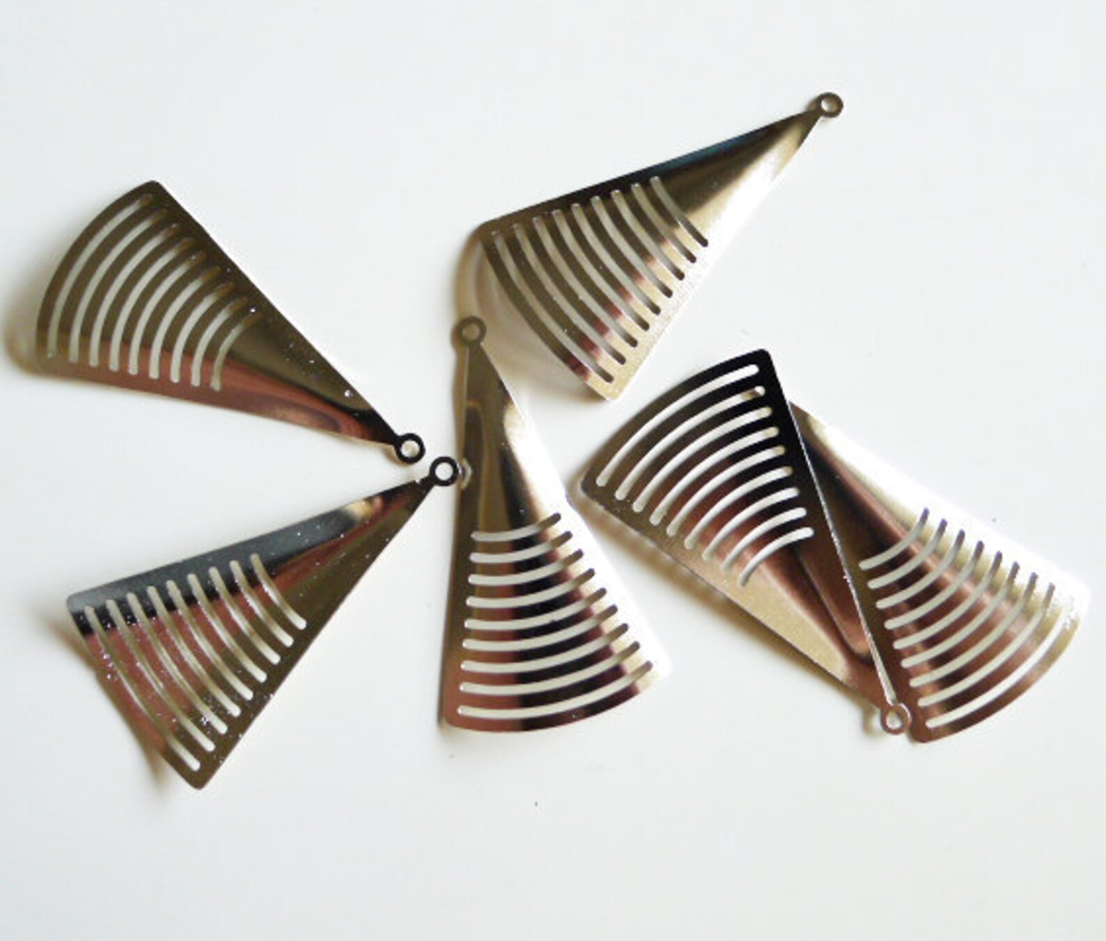 10 Pcs Triangle Drop With Curve 38 X 20 Mm Long Fan Shape in - Etsy