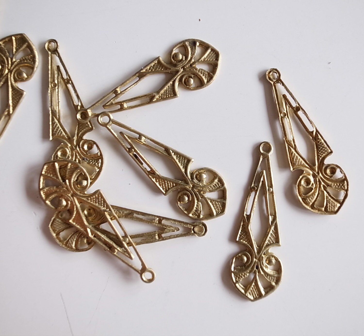 12 Vintage Die Cut Metal Filigree Charm With Triangle and Heart Drop ...