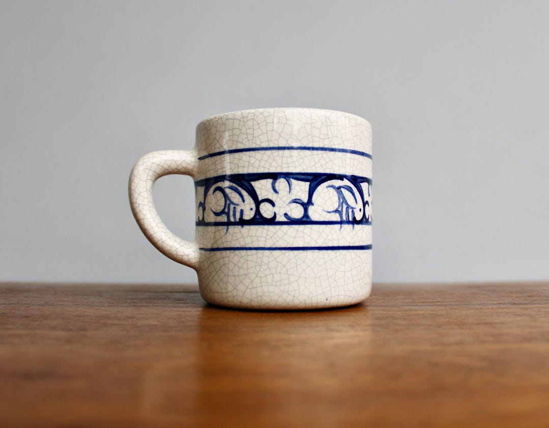 1999 Dedham Pottery the Potting Shed Out of Concord Massachusetts 350ml ...