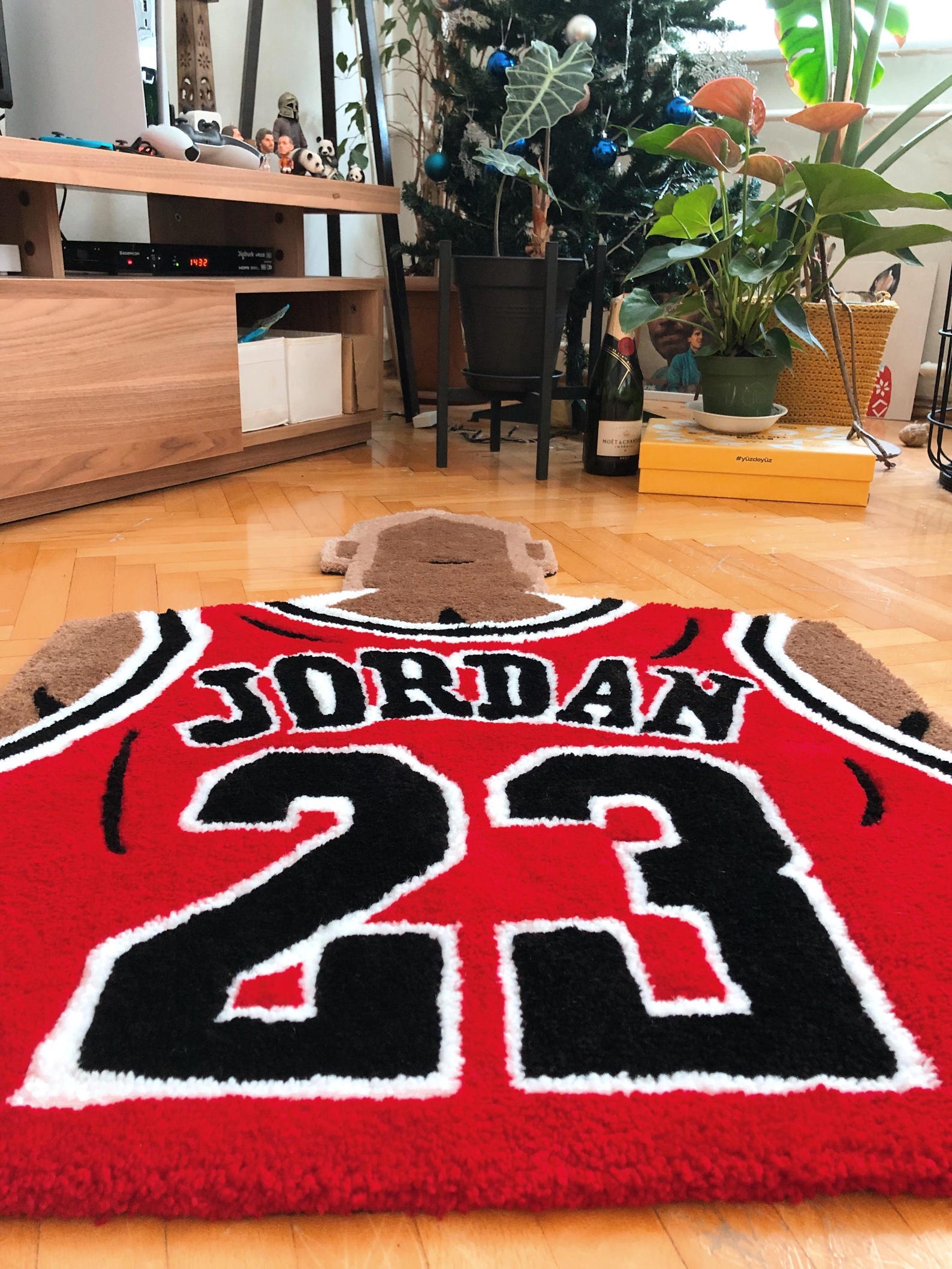 Michael Jordan Hand Tufted Rug Custom Acrylic Basketball NBA Wall Art ...