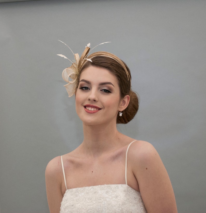 Beige and Golden Fascinator Hat. Champagne Wedding Fascinator. - Etsy