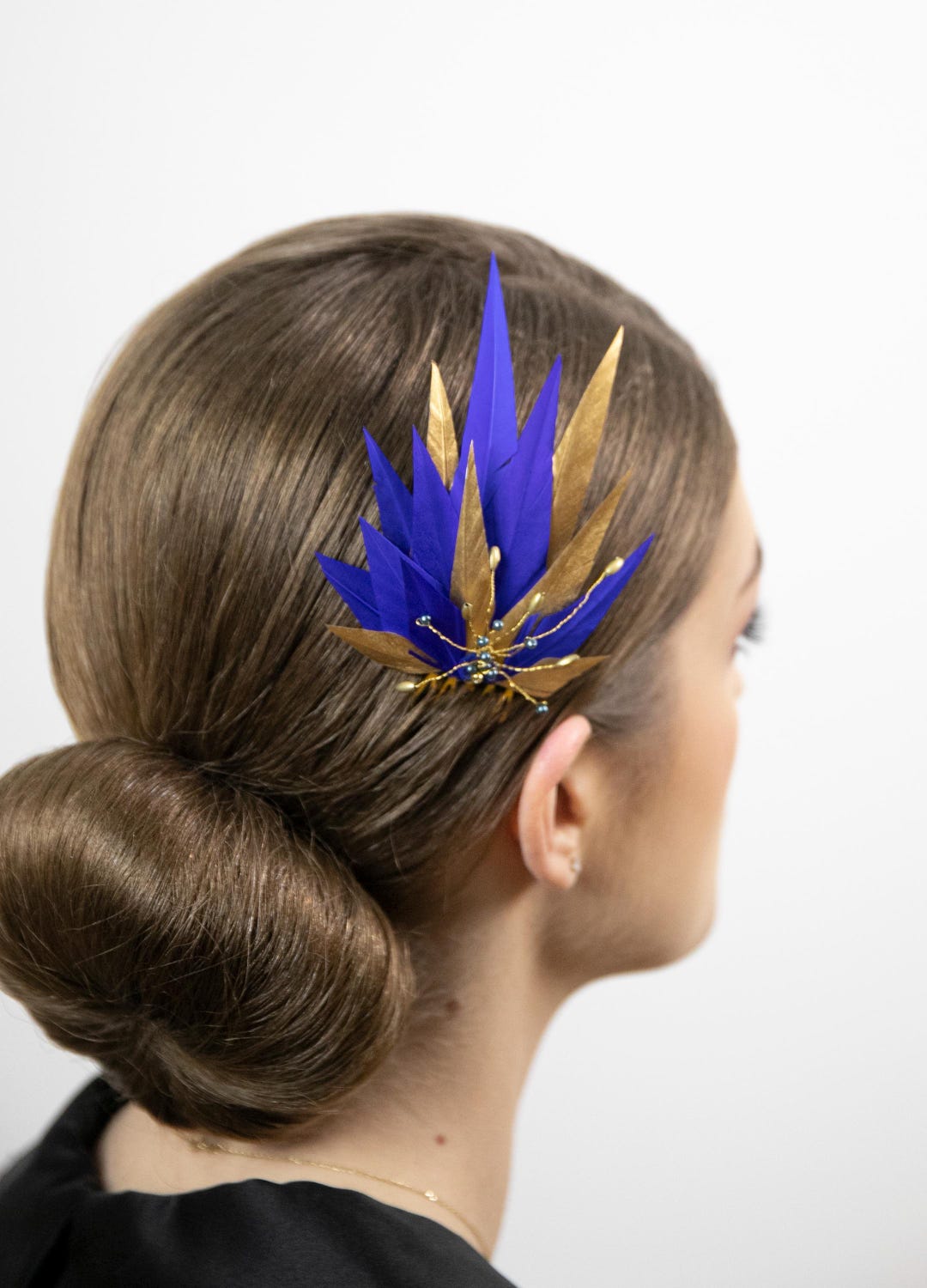 Blue Feather Fascinator. Golden Fascinator on Comb. - Etsy