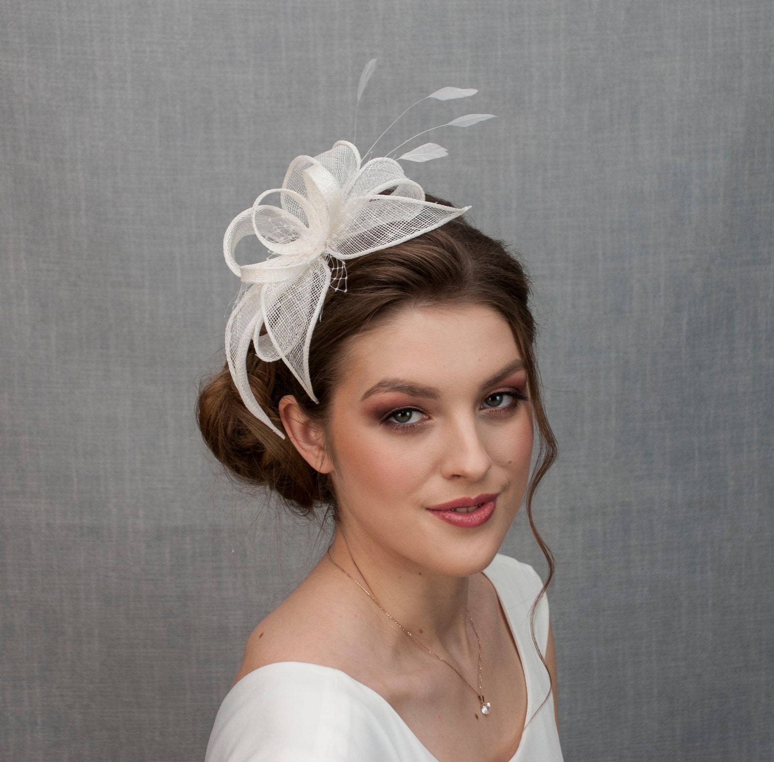 White Wedding Fascinator With Feathers - Etsy