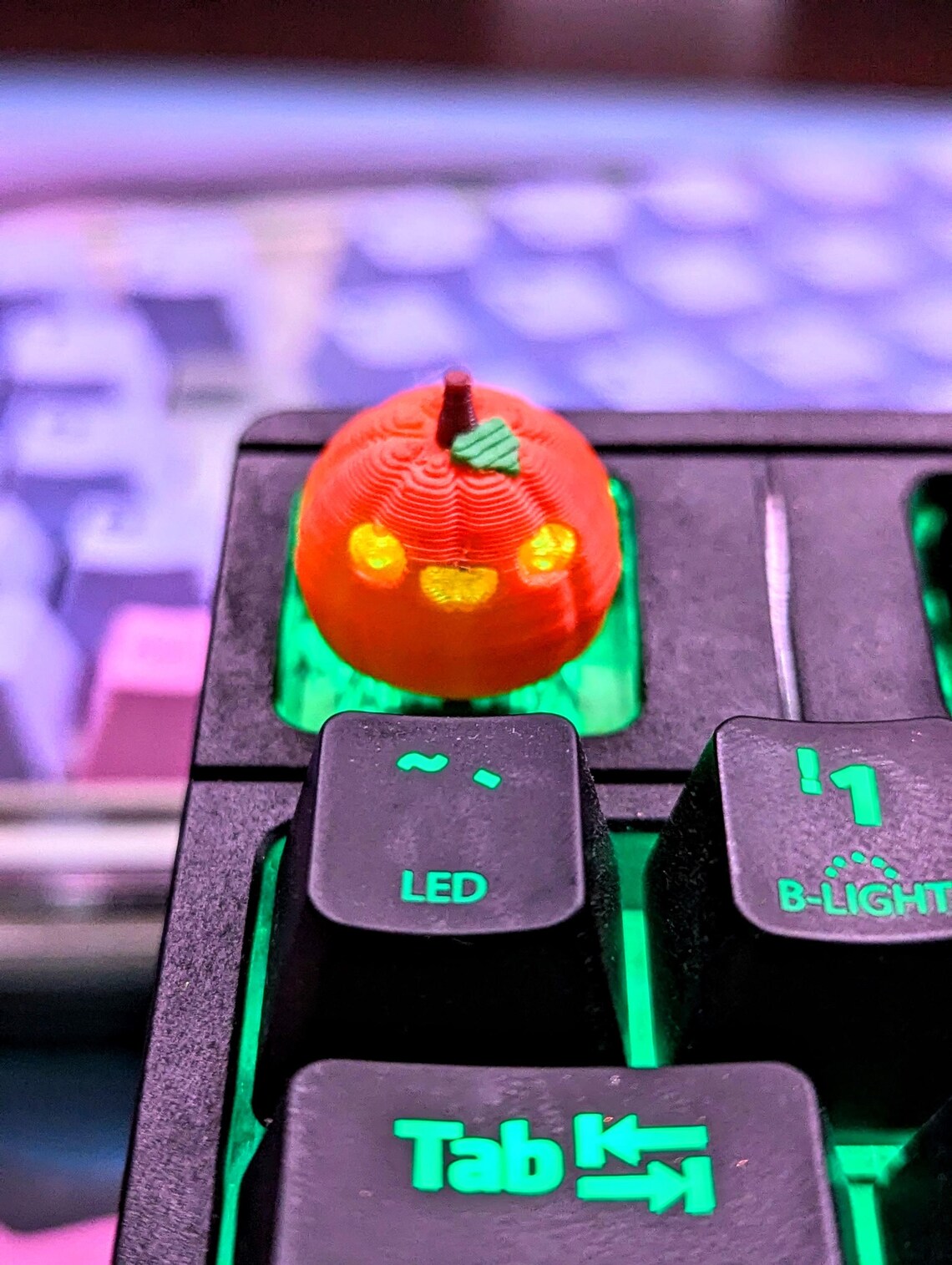 3D Printed Halloween Pumpkin Keycap: Spooky Backlit Mechanical Keyboard ...