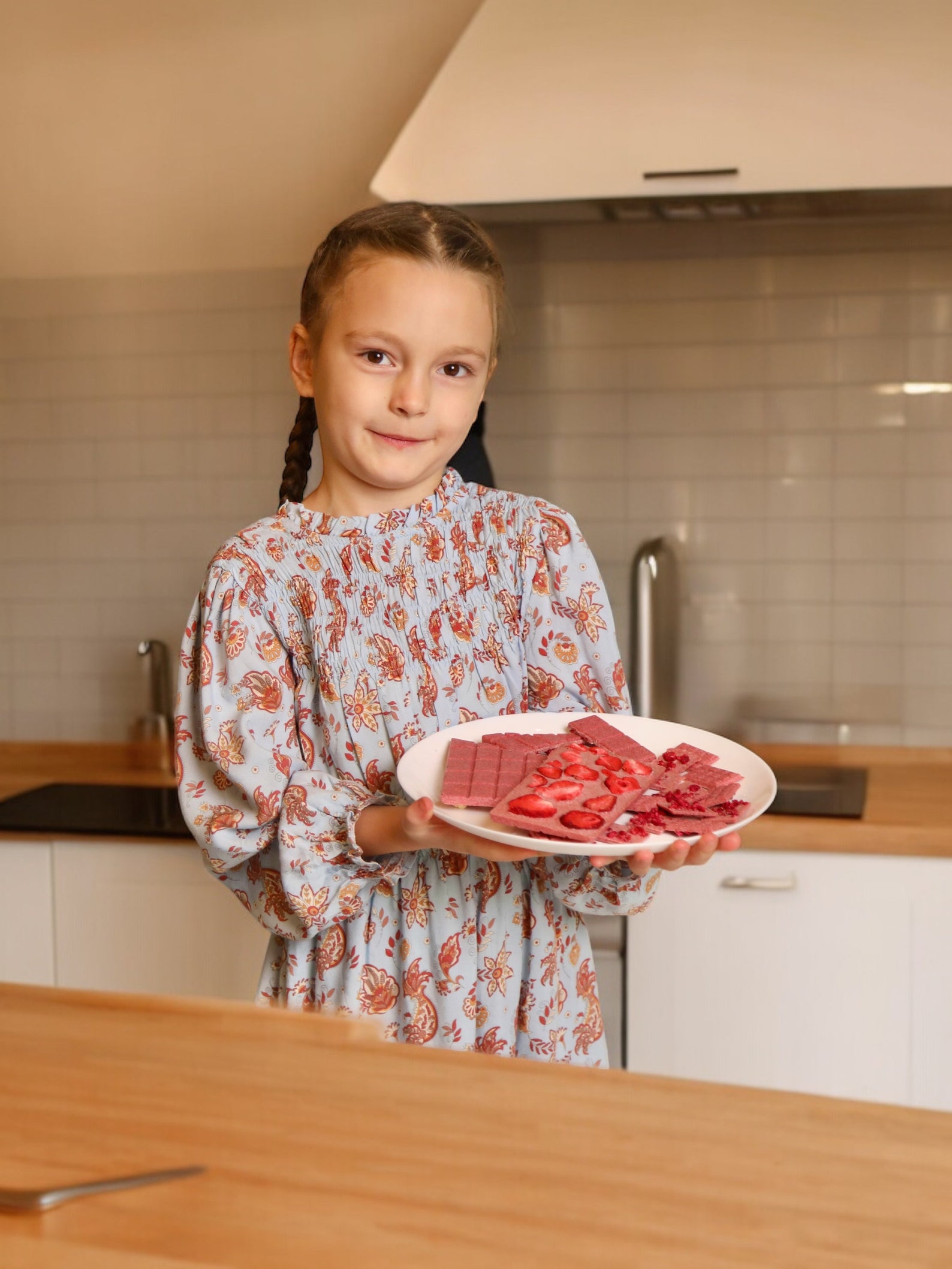 Berry Chocolate Making Set Do It Yourself, DIY Chocolate Bar Kit ...