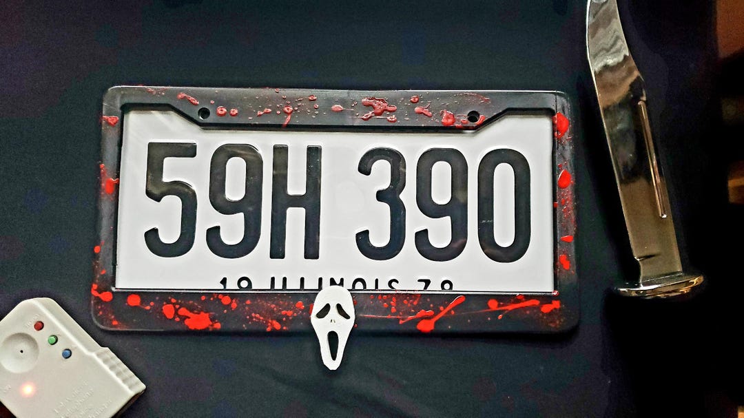 Scream Ghost Character Horror Woodsboro License Plate Frame Halloween ...