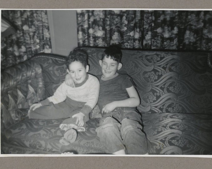 Original Vintage Photo Snapshot Boys Brothers on Couch 1950s - Etsy