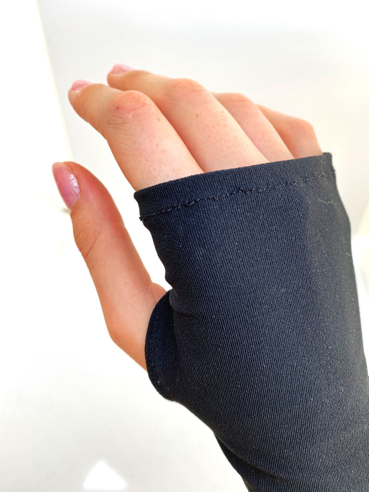 SPF 50 Black or White Stretch Fingerless Gloves. One Size Fits All. - Etsy