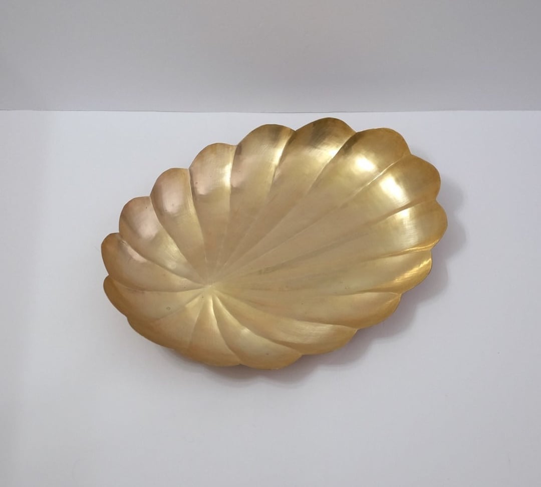 Vintage Hand Wrought Large Brass Shell, Wall Decor Wall Hanging - Etsy
