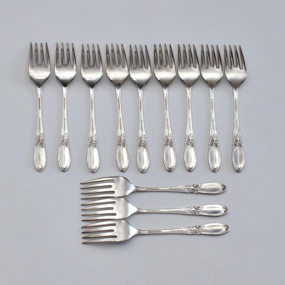 Vintage Community Silverware White Orchid Pattern Dessert Salad Forks ...