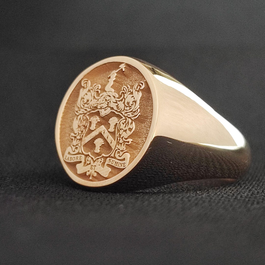 Unique Gift Ring, Engraved Family Crest, Coat of Arms Ring, Signet Ring ...