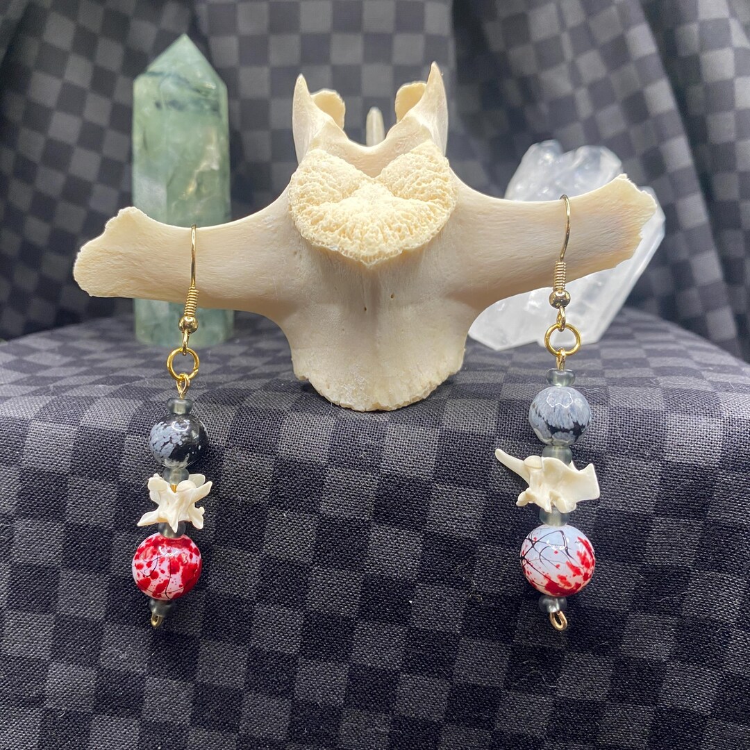 Snowflake Obsidian and Blood Splatter Rattlesnake Vertebrae Earrings - Etsy