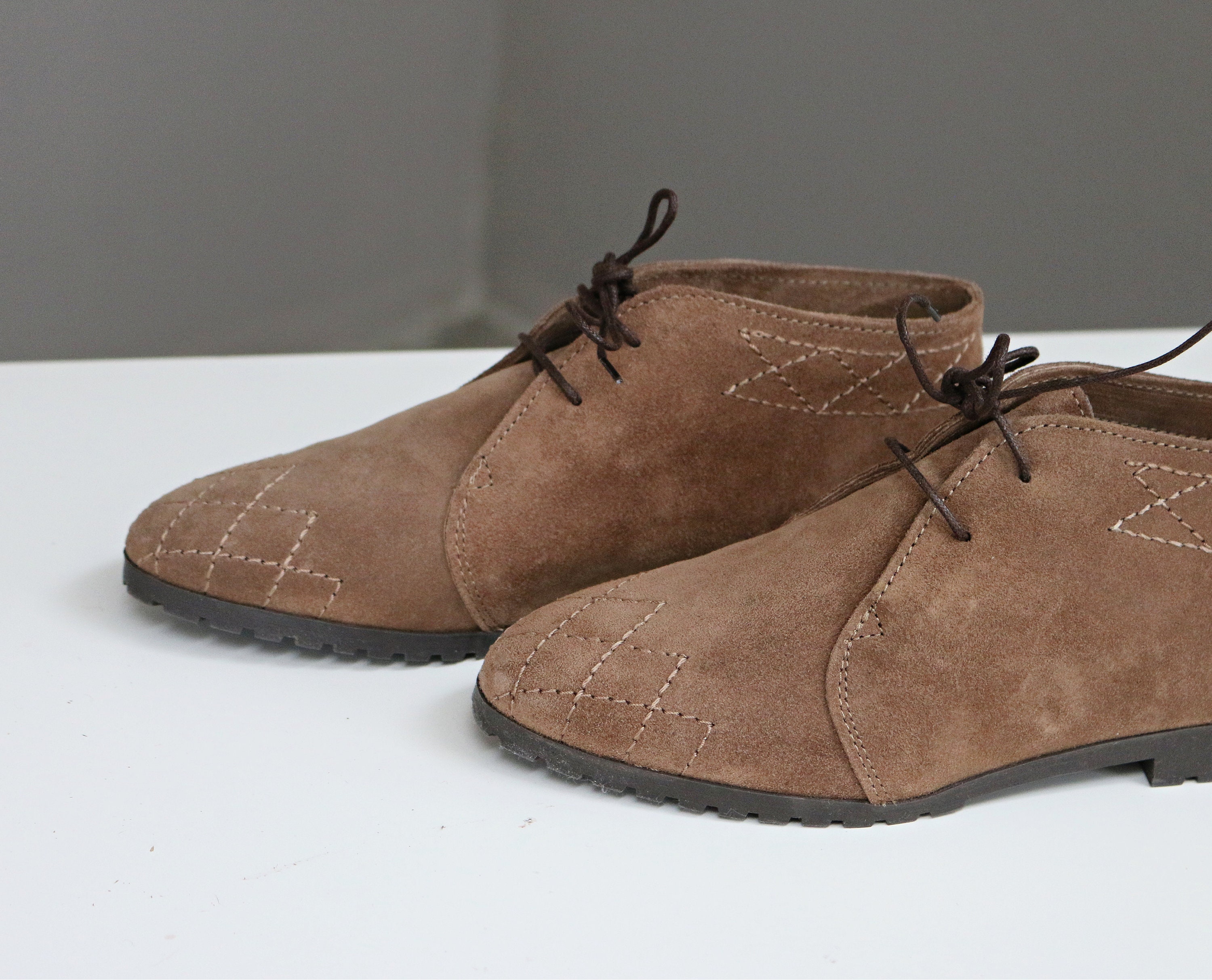 Deadstock, 1990's Buskens Honeycomb and Suede Boots // Women's Size 5-1 ...