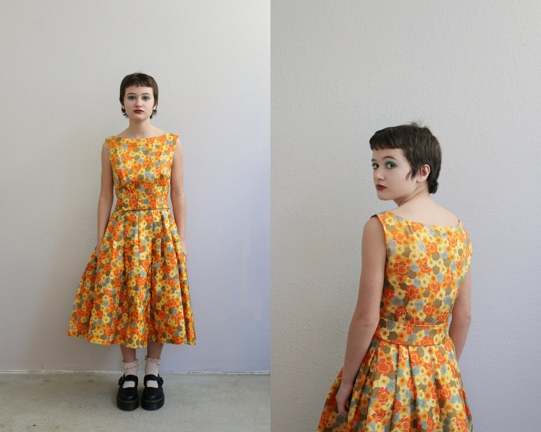 1950's Vibrant Floral Party Dress // Junior or Women's Size Double ...