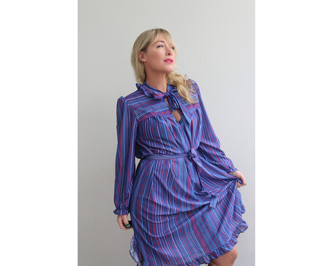 1980's Spring Ruffled Day Dress // Women's Size Small to Medium ...