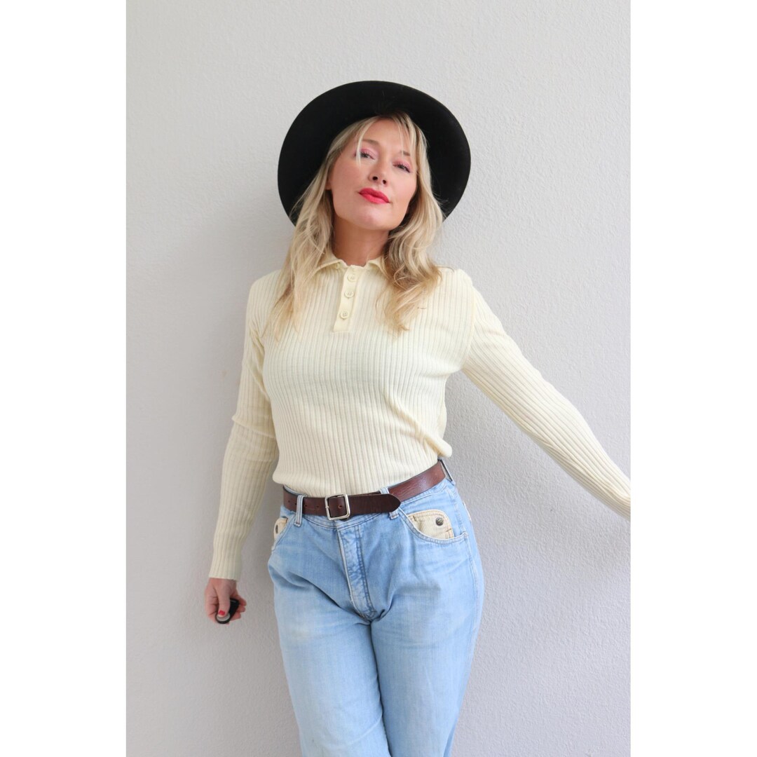 1970's Vintage Sundowner Ribbed & Collared Shirt ~ Women's Size Medium ...