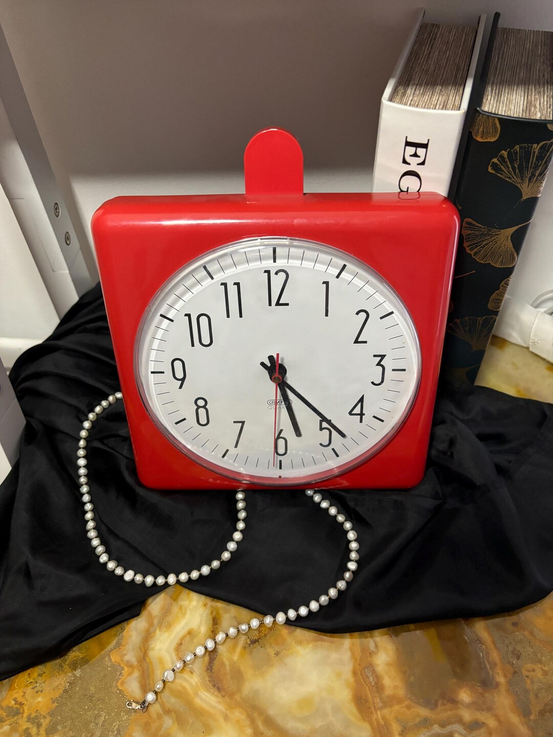 Working Deadstock 1980s Red Square Clock - Etsy