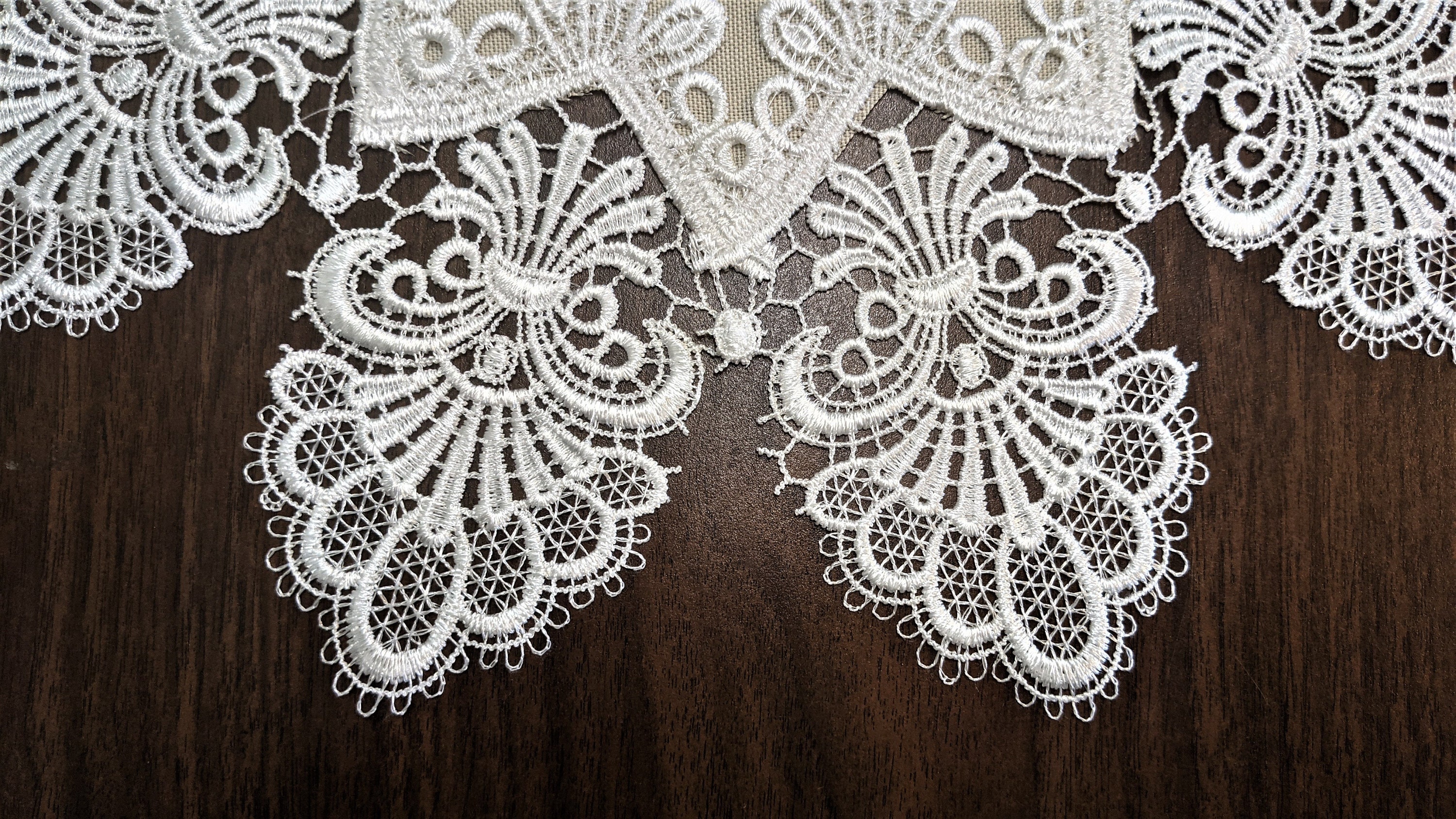 White Venetian Lace Table Runner With Tan Burlap Linen Various Sizes - Etsy