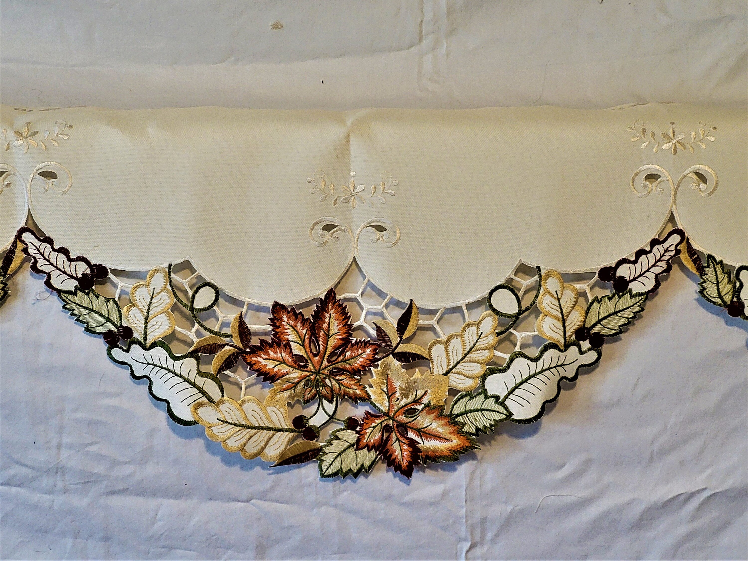 Fall Maple Leaf Embroidered Mantel Scarf, Ivory Linen Style (96 X 17 ...