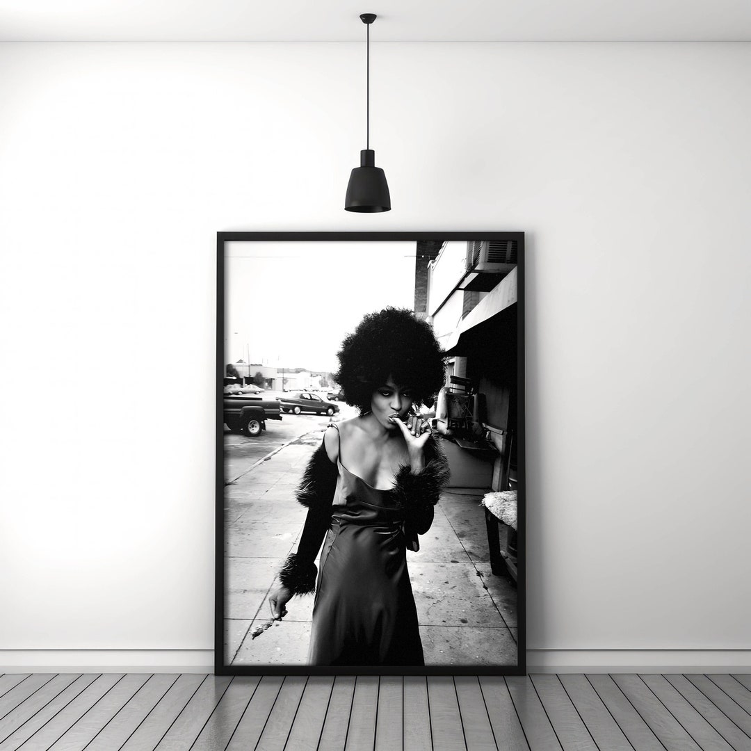 Diana Ross Rib Eating Photo Print - 1980s Music Icon Art - Retro Wall ...