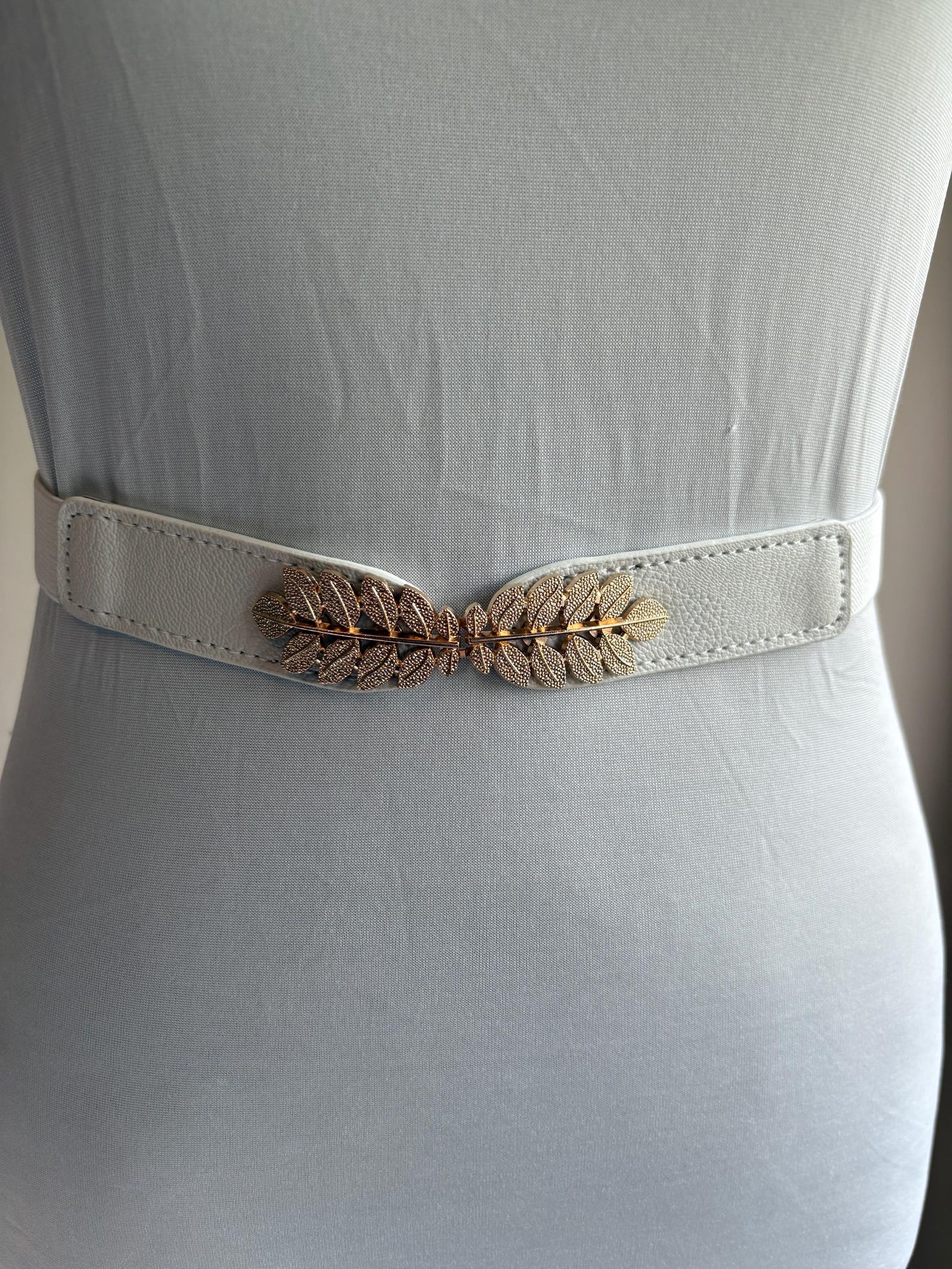White Classic Woven, Straw Stretch Belt: Skinny Elastic Waist Belt ...