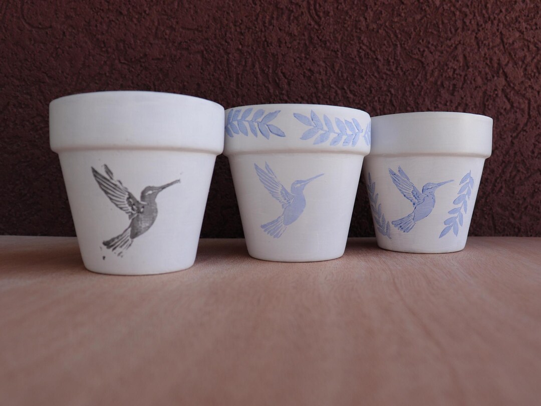 Triple Hummingbird Planters | X3 White Flower Pots and Saucers ...