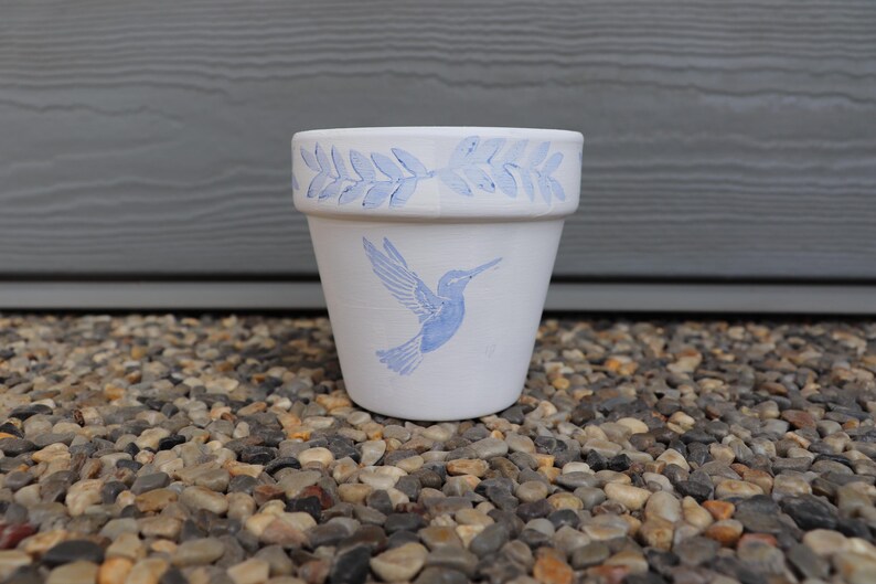 Triple Hummingbird Planters | X3 White Flower Pots and Saucers ...