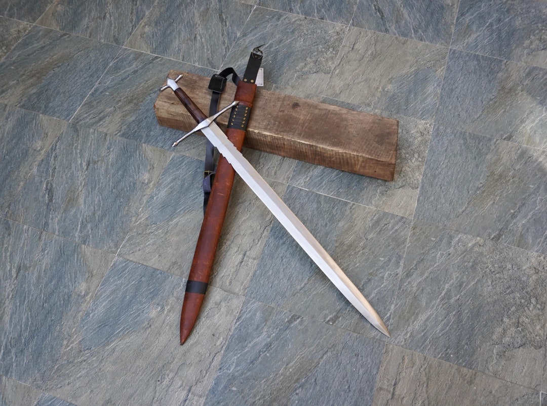 Hand-forged Viking Longsword: Collectible Carbon Steel Blade With ...