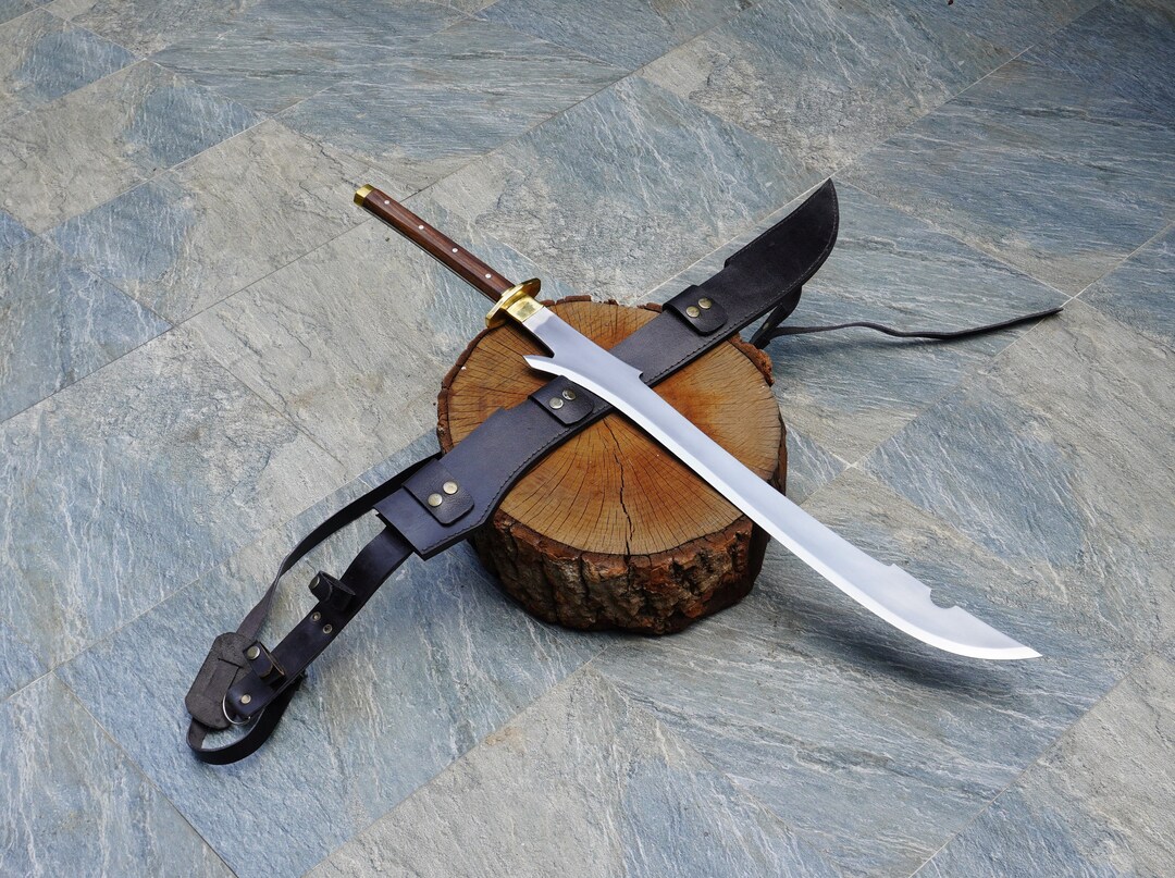 Hand Forged Carbon Steel Scimitar Sword: Authentic Nepalese Gurkha ...