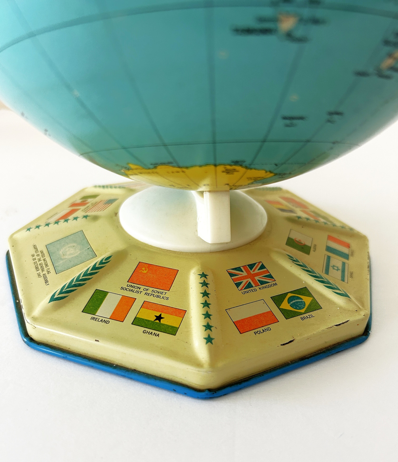 Vintage Tin Globe J. Chen Co. Country Flags - Etsy