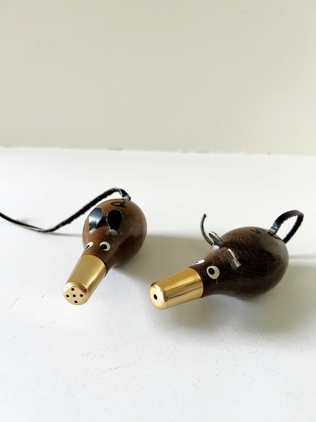 Mid Century Vintage Wood and Leather Mice Salt and Pepper Shakers - Etsy