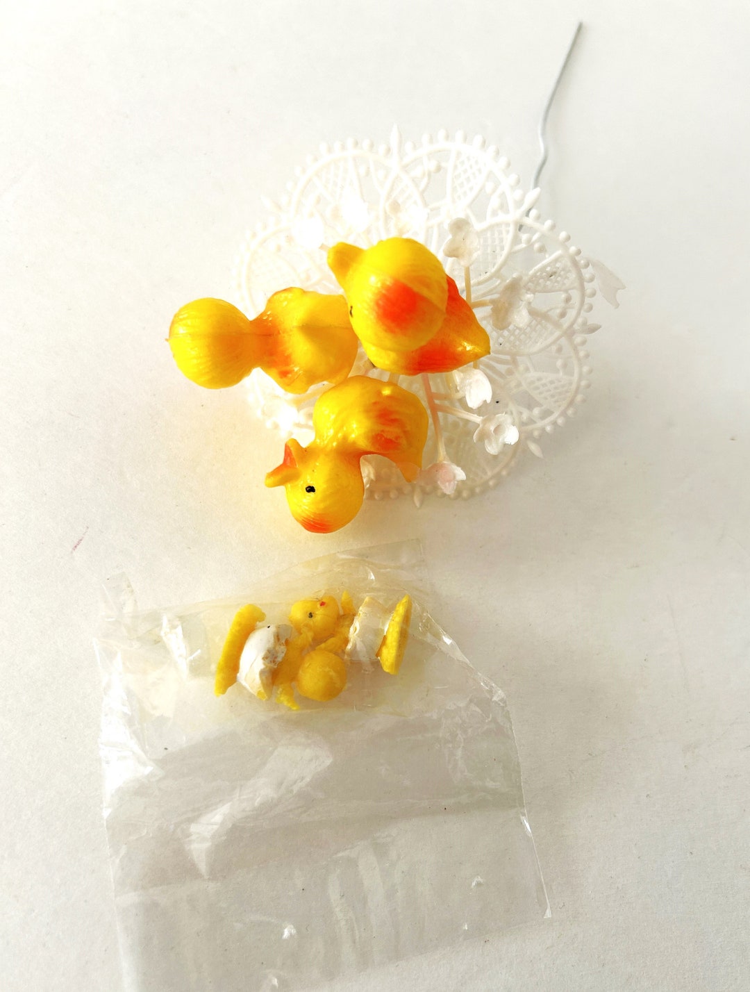 Vintage Spring Duck Pick and 2 Plastic Chicks - Etsy