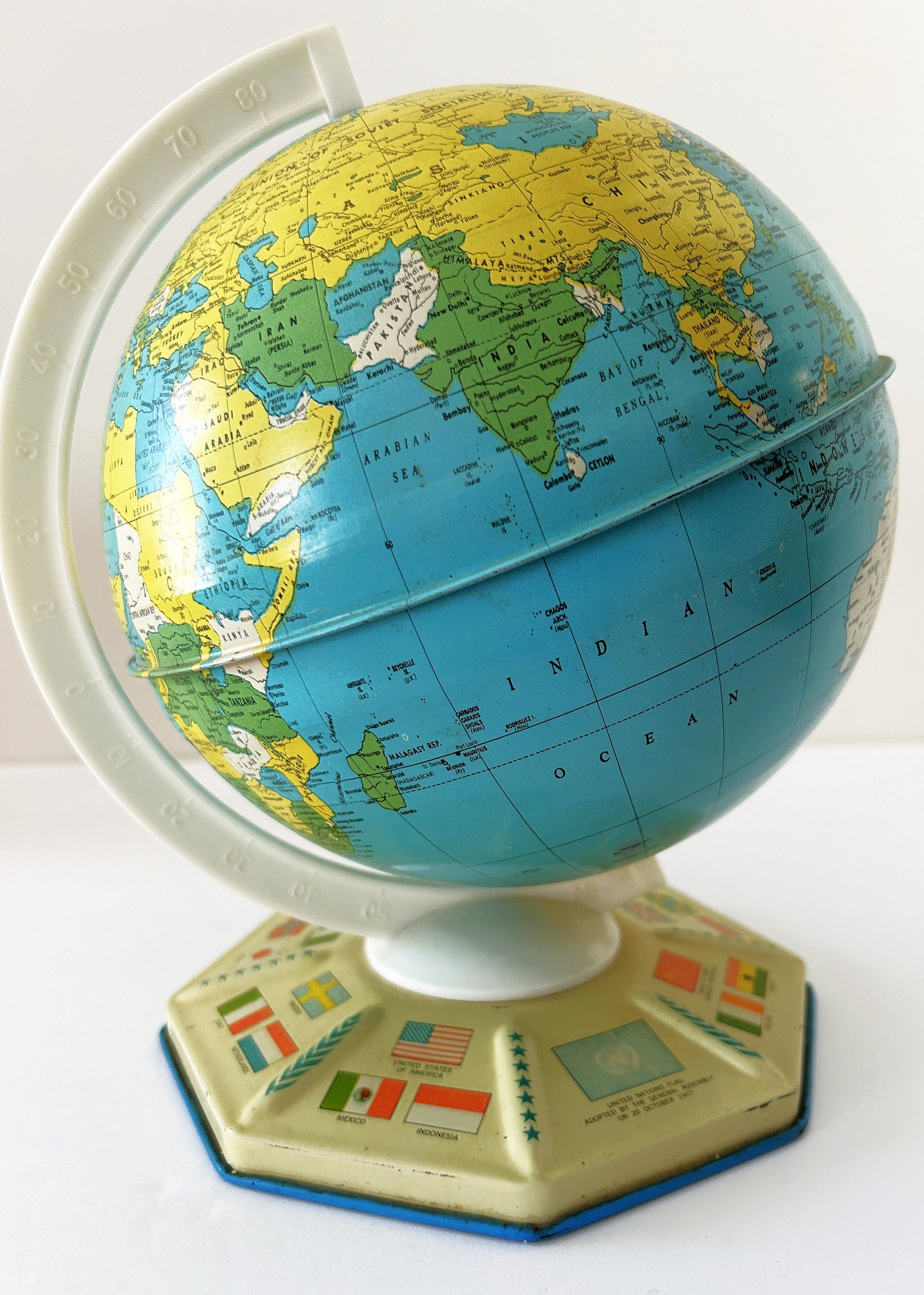 Vintage Tin Globe J. Chen Co. Country Flags - Etsy