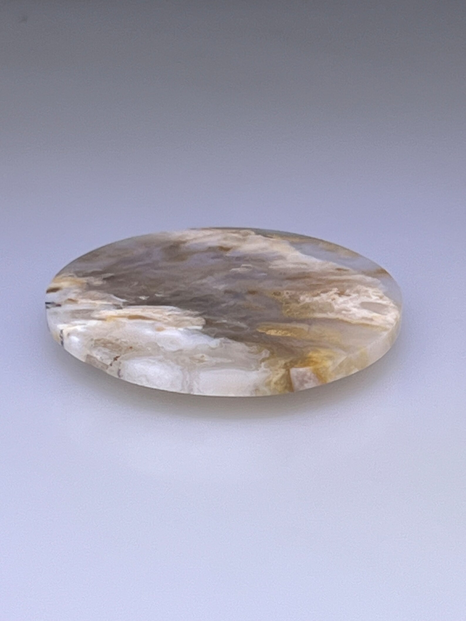 White, Beige, Flame Like Pattern Round Agate Cabochon, 46.14 Carats 005 ...