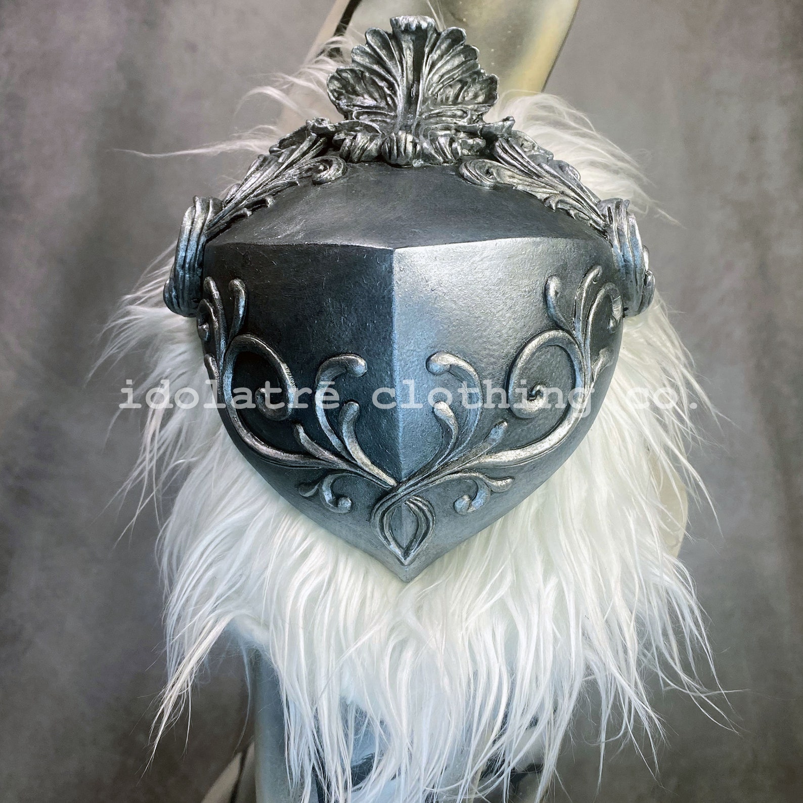 Rococo Filigree Fur Lined Pauldron Armor | Etsy