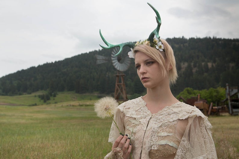 6 Point Antler Flower & Foliage Headpiece - Etsy