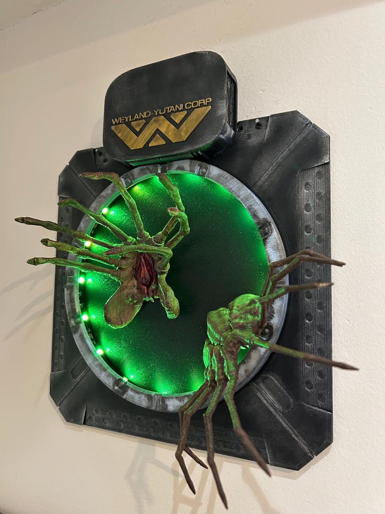 Alien Facehuggers Vent Wall Hanger LED Remote Control 16 Colour - Etsy