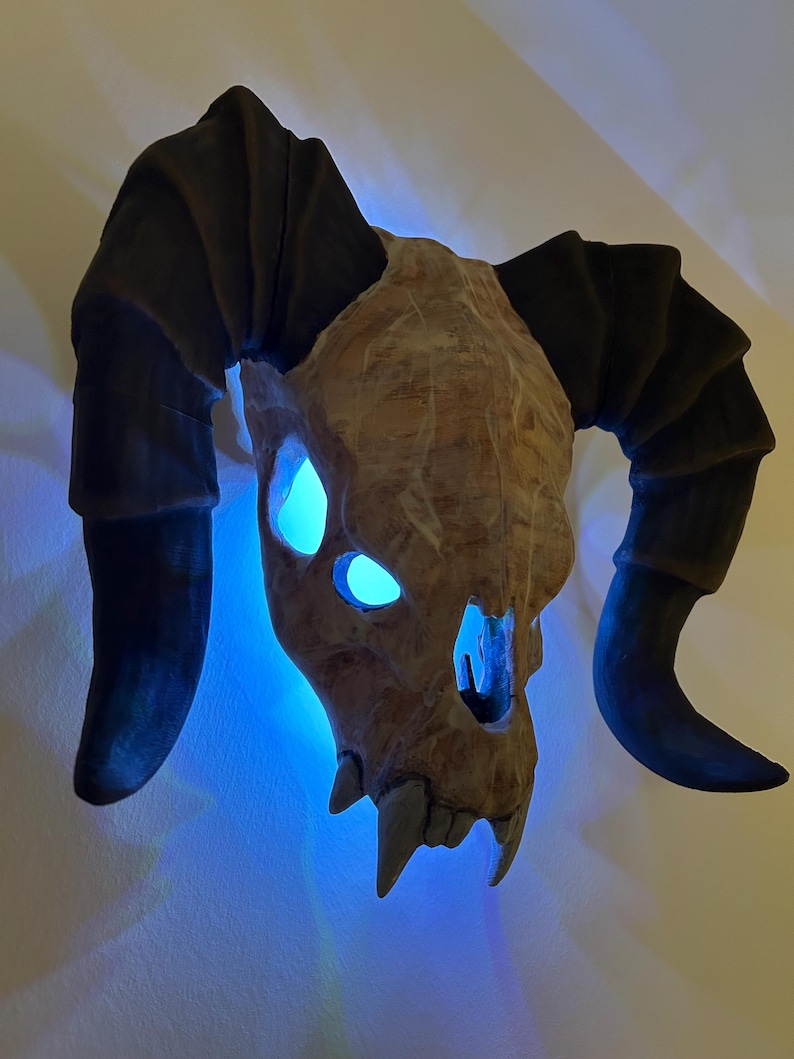 12” Glowing Deathclaw Skull Remote Control 16 Colour - Etsy