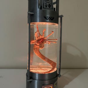 Alien Facehugger Stasis Tube Lamp LED Remote Control 16 Colour - Etsy