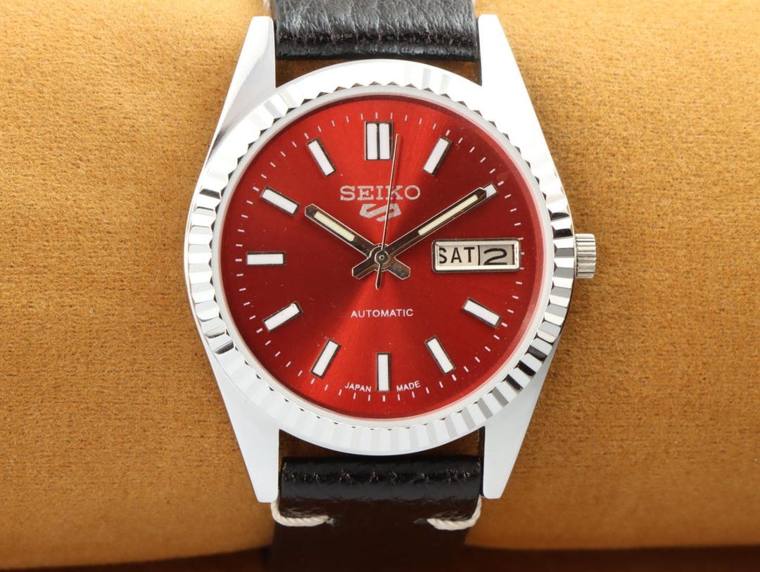 Vintage Refurbished Seiko 5 Red Cherry Dial Men's Working Wrist Watch ...