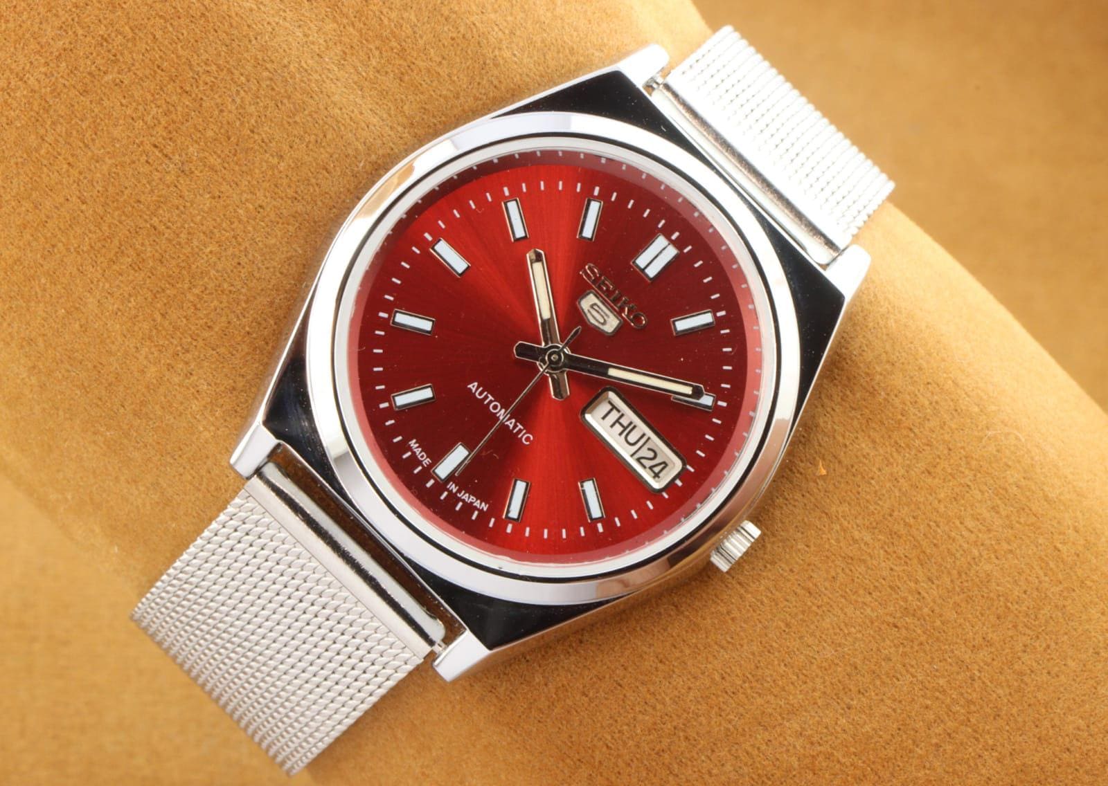 Vintage Refurbished Seiko 5 Red Dial Men's Working Wrist Watch 37.5mm ...