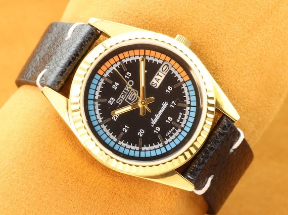 Vintage iconic Seiko 5 black racer automatic elegant … - Gem