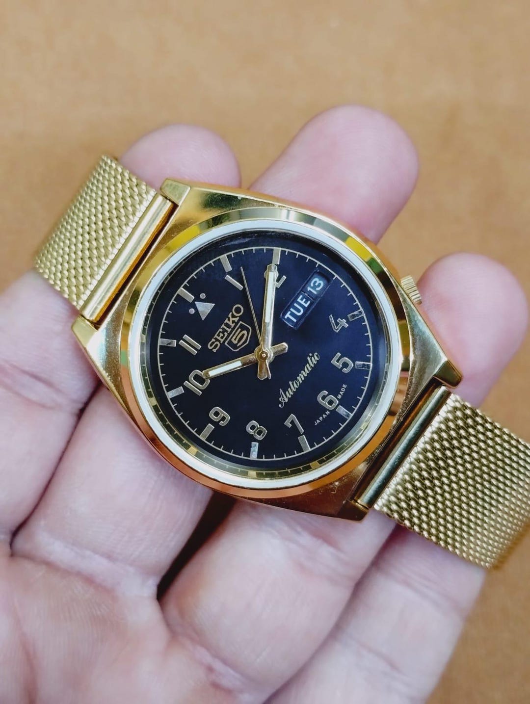 Vintage Heritage Seiko 5 Golden Black Classy Dial Men's Working Wrist ...